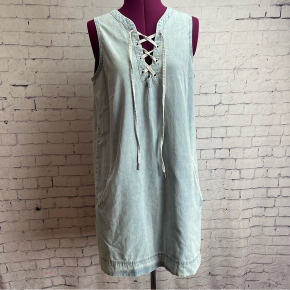 hem and thread | Dresses | Hem And Thread Downtown Denim Dress Size ...